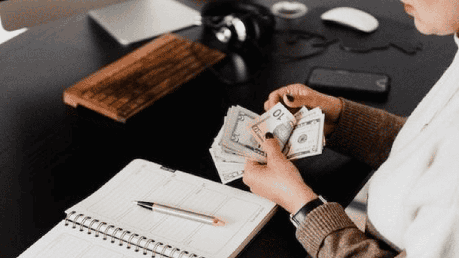 16 Fundraising Challenges Nonprofits Face and How to Successfully ...