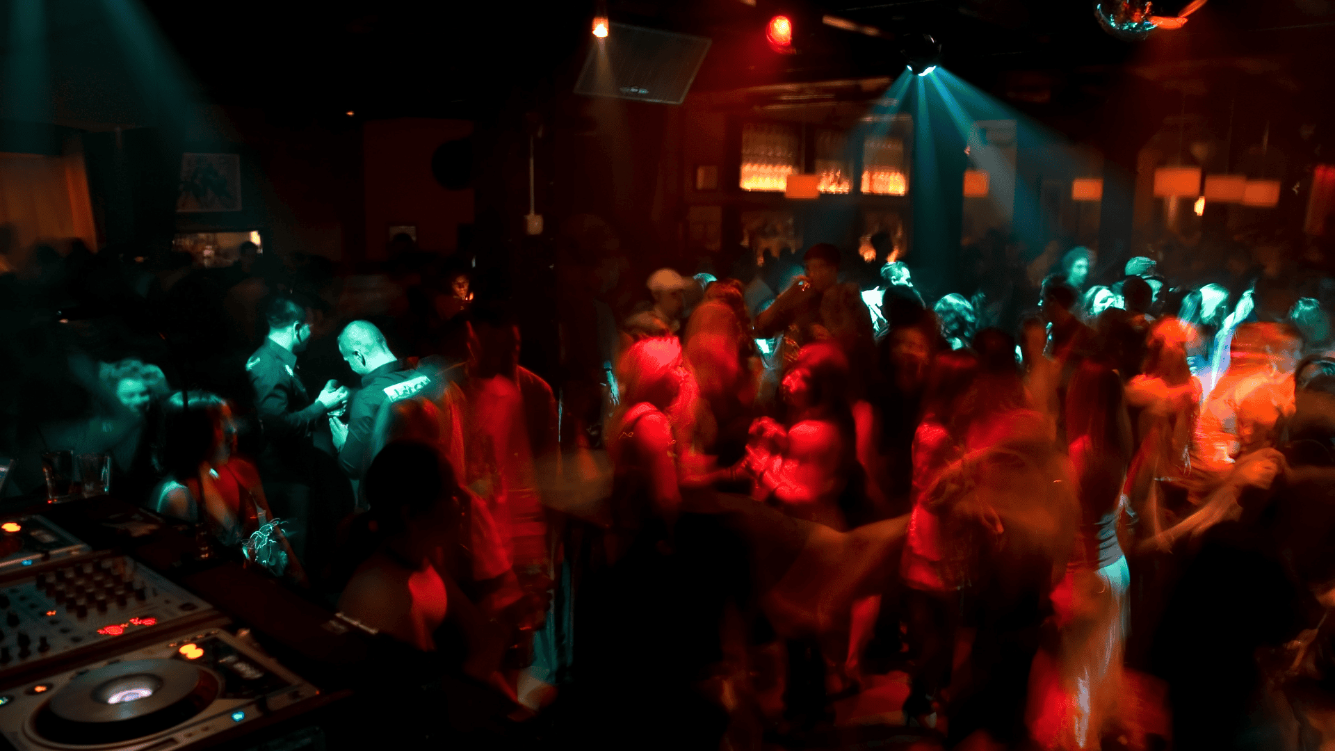 Top 10 Unique Ladies Night Fundraiser Ideas: Blending Fun and Philanthropy