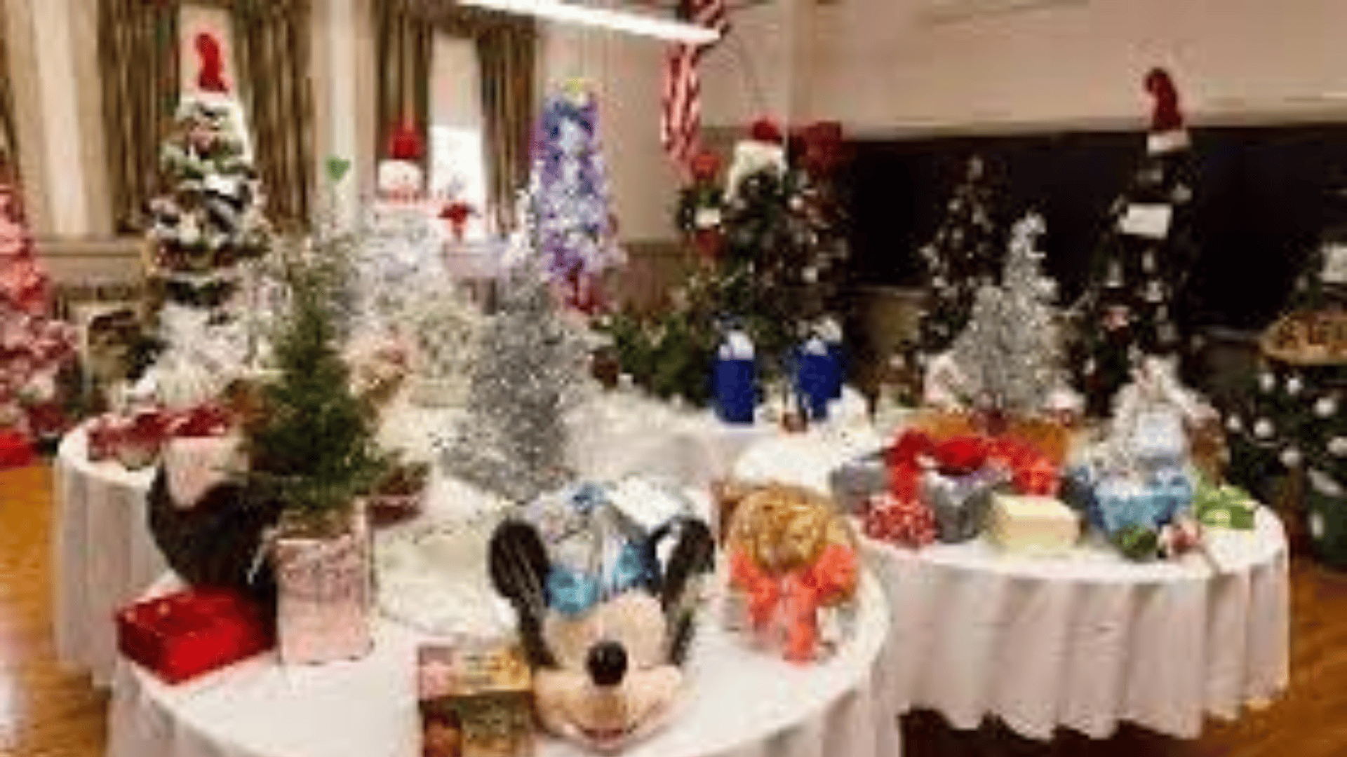 17 Creative Christmas Tree Fundraiser Ideas to Light Up Your Community