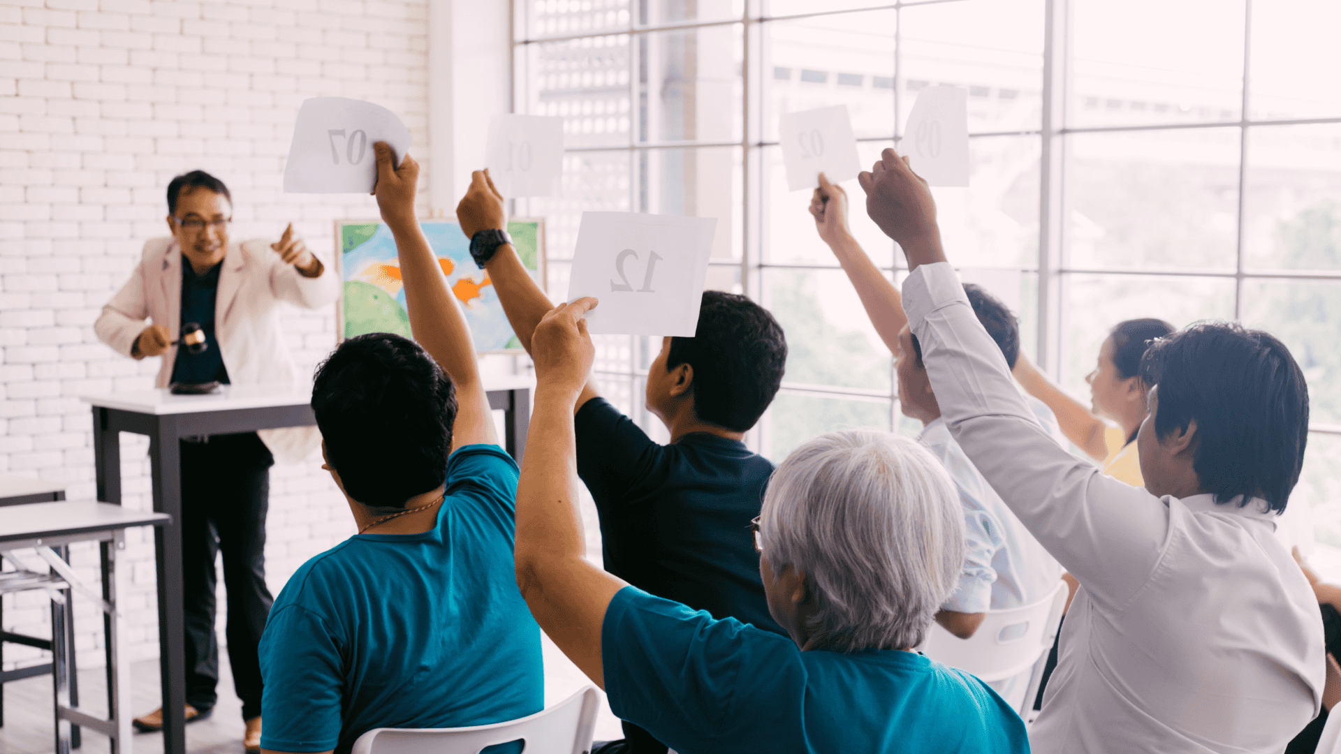 Ultimate Guide to Hosting a Cake Auction Fundraiser: Success Tips + Ideas