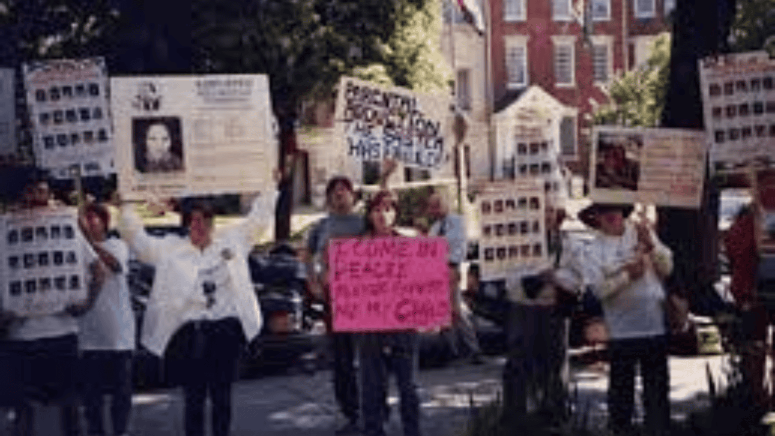 10 Worst Charities to Donate To in 2024 (Avoid Them at any cost)