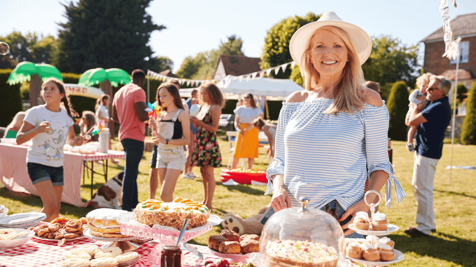 Ultimate Guide to Hosting a Cake Auction Fundraiser: Success Tips + Ideas