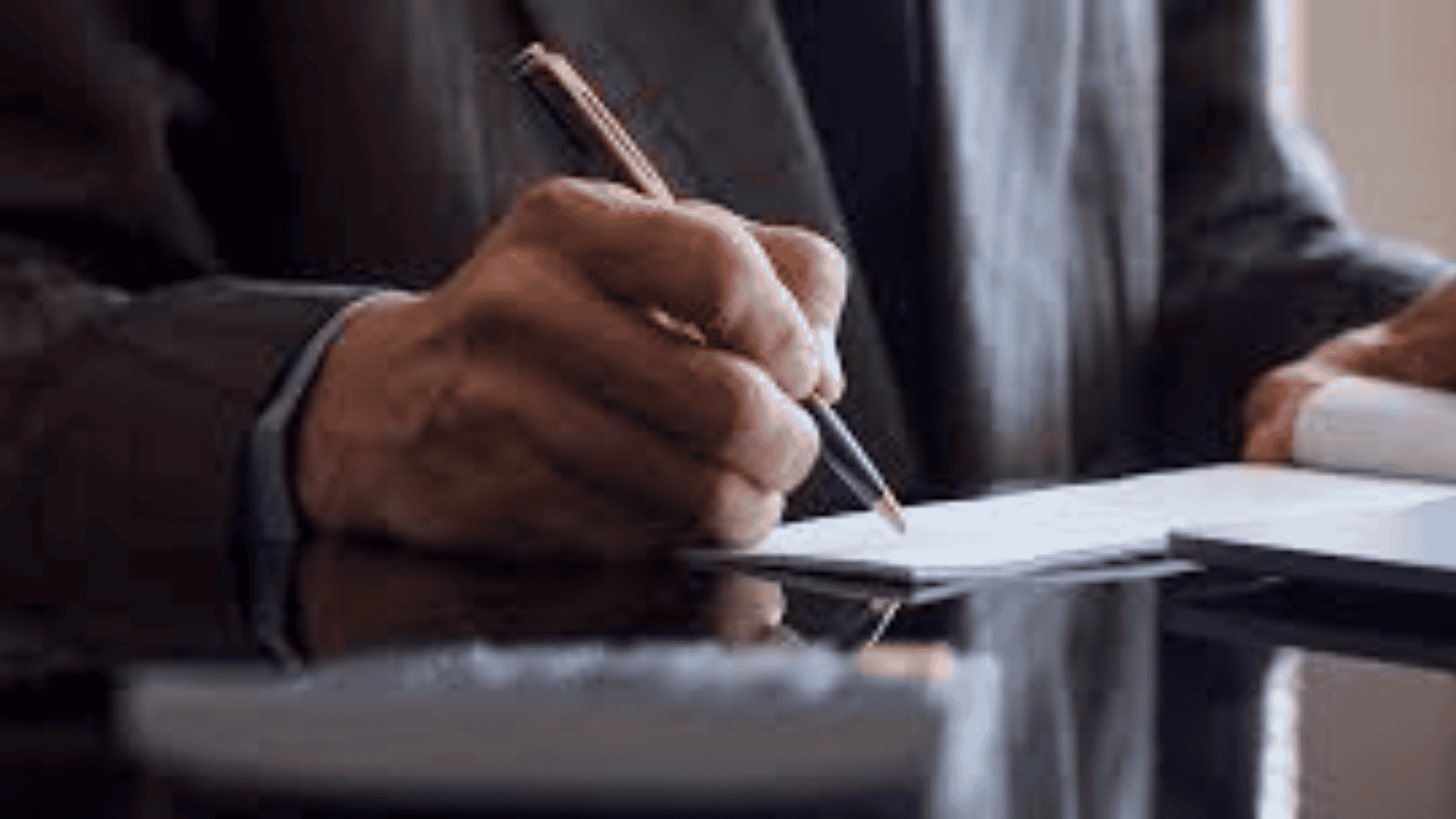 Legacy Giving vs Planned Giving: Choosing the Right Charitable Strategy ...
