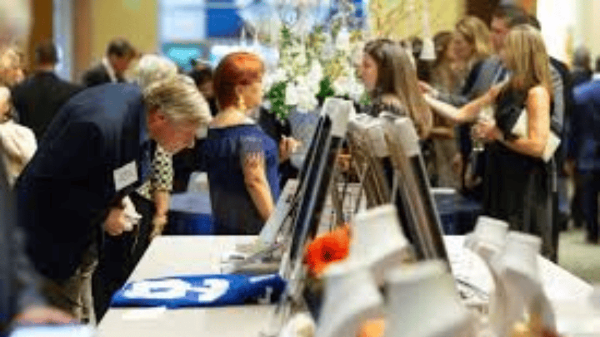 Ultimate Guide: 10 Fundraising Ideas for a Successful Class Reunion